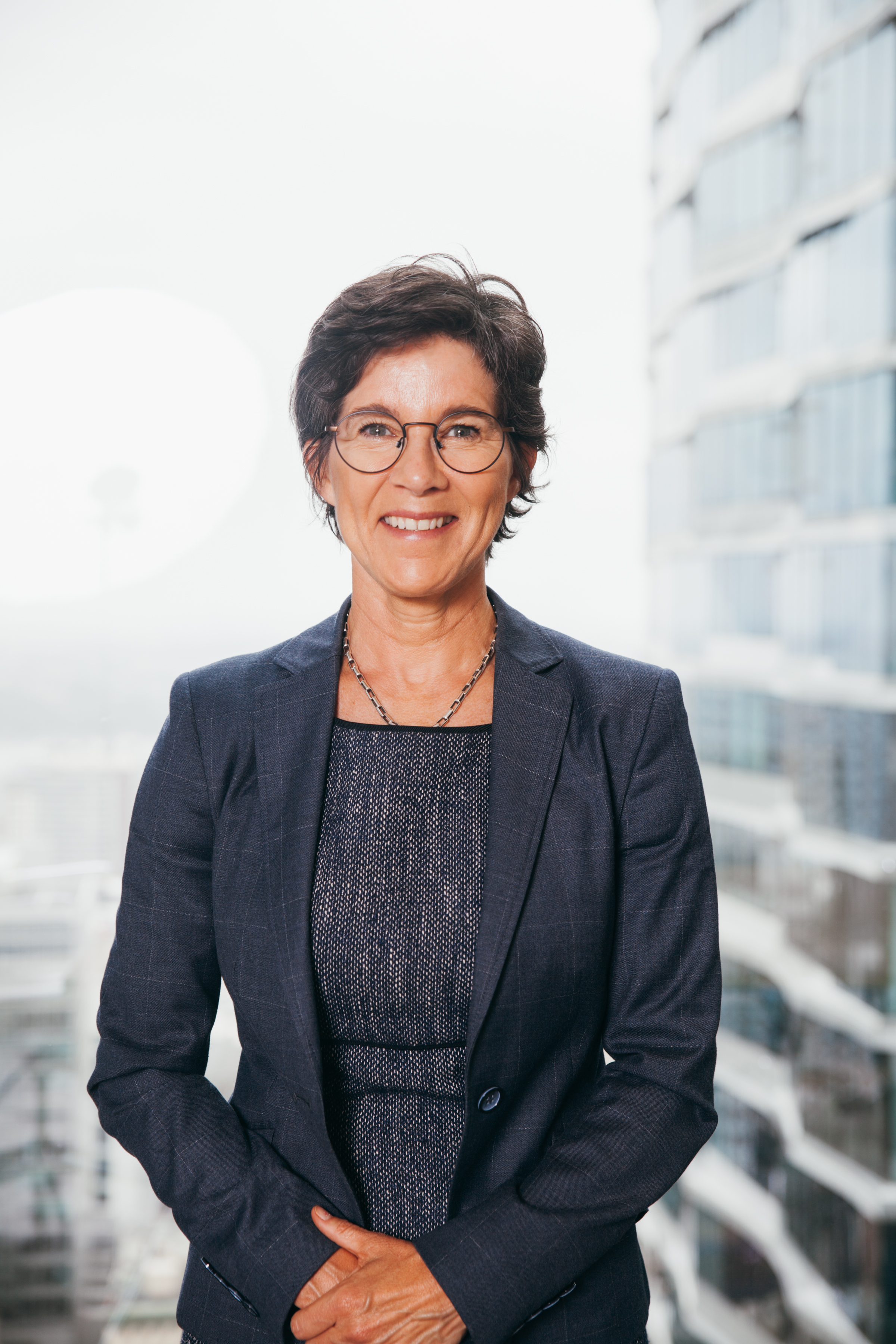 Jan Hutton | Internationally Recognised Advisor